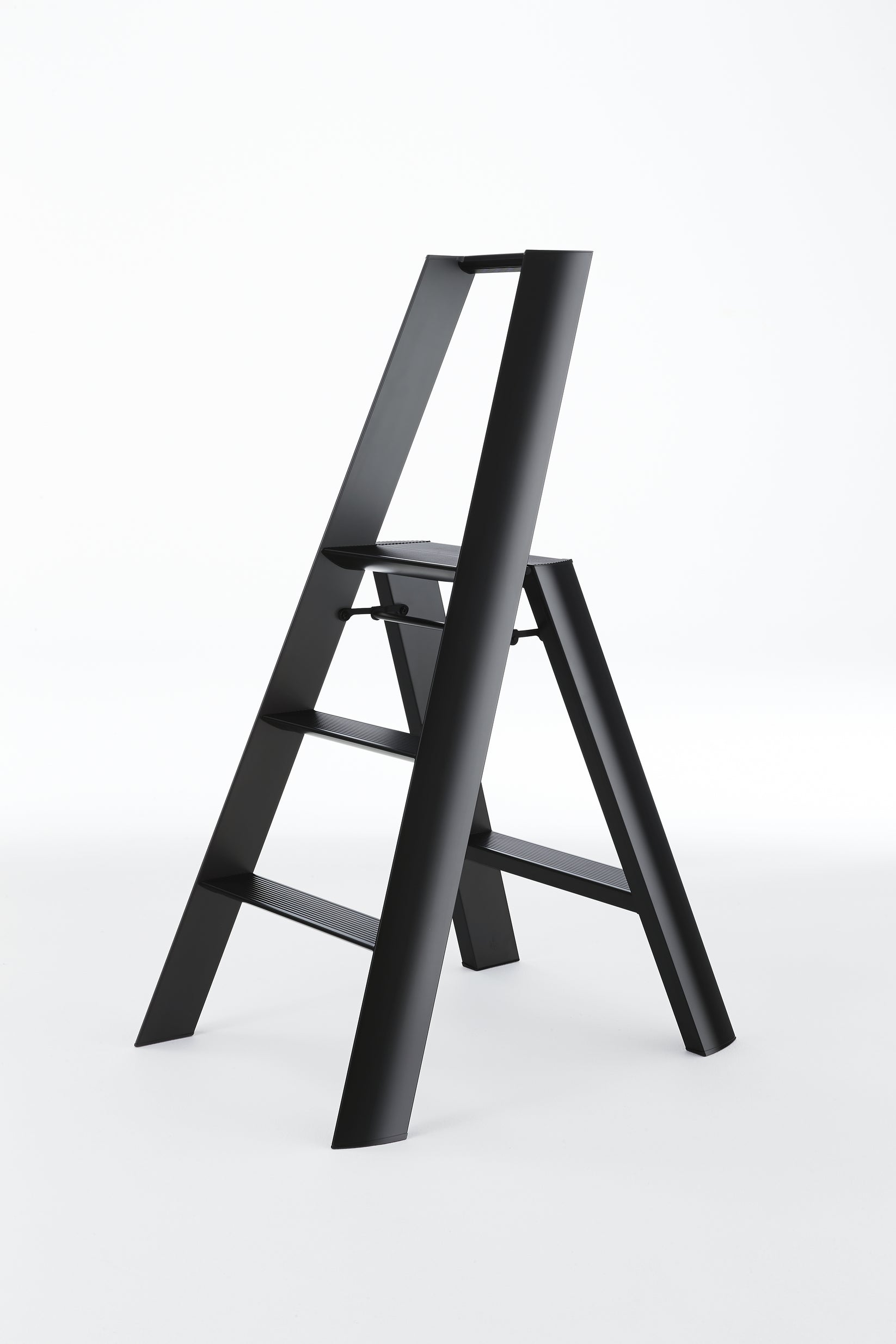 lucano wide step ladder 3-step BLACK – Hasegawa ladders Official Online ...